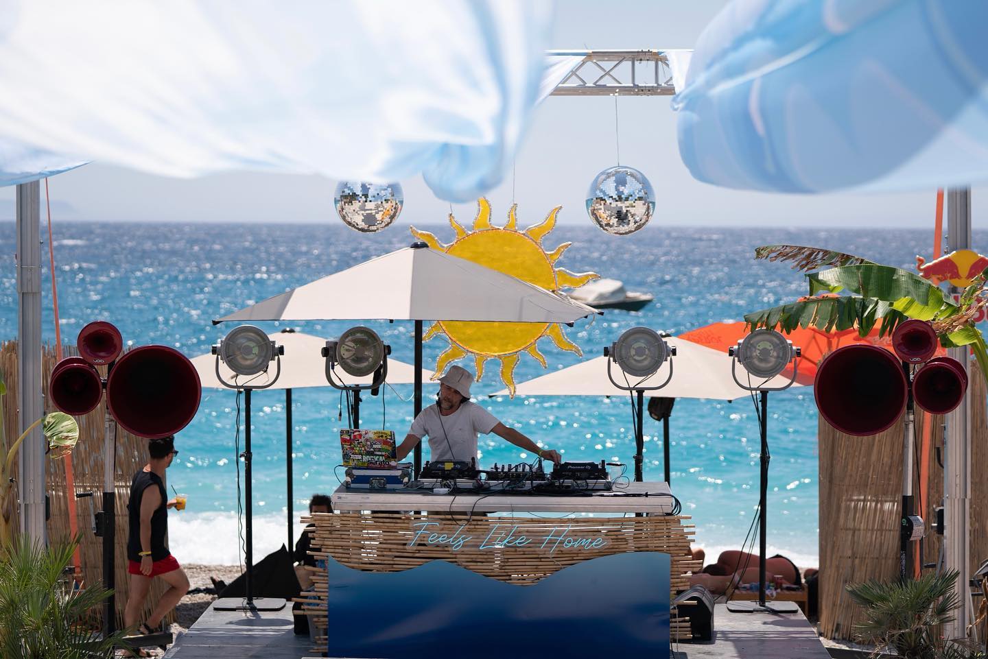 Top 7 Party Beaches in Albania - The Summer Party Guide - Albania 360