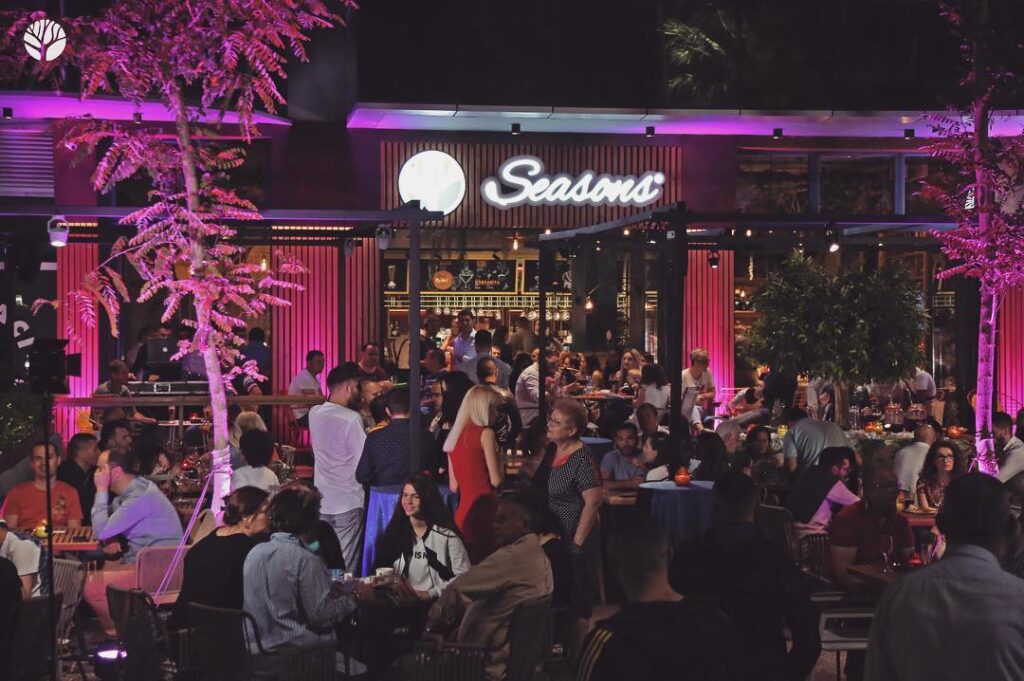 Top 12 best bars and cafes in Vlore, Albania - Albania 360 | Visit Albania